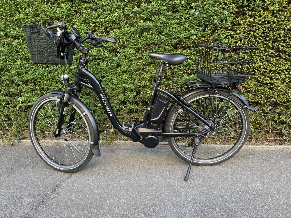 Flyer E-Bike mit Korb, Veloständer und integriertem Schloss. (Gebraucht ...