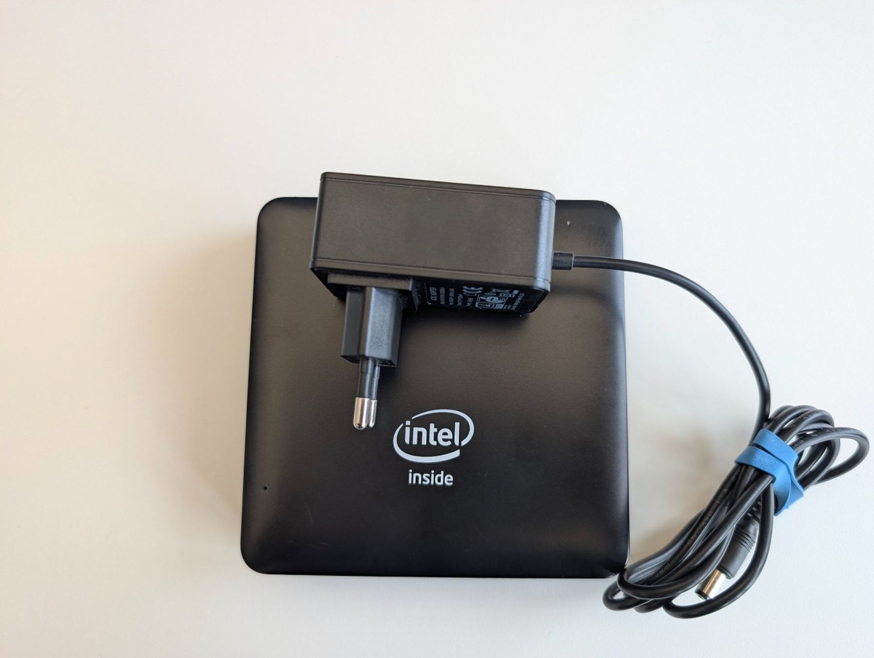 Mini PC Intel Inside, 64GB Speicher - Guter Zustand! (Gebraucht) in ...