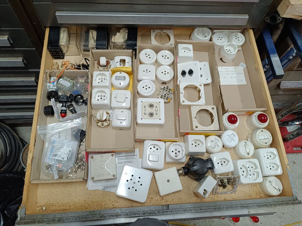 Elektromaterial Sicherungen Schalter (Gebraucht) in Gerlafingen für CHF ...