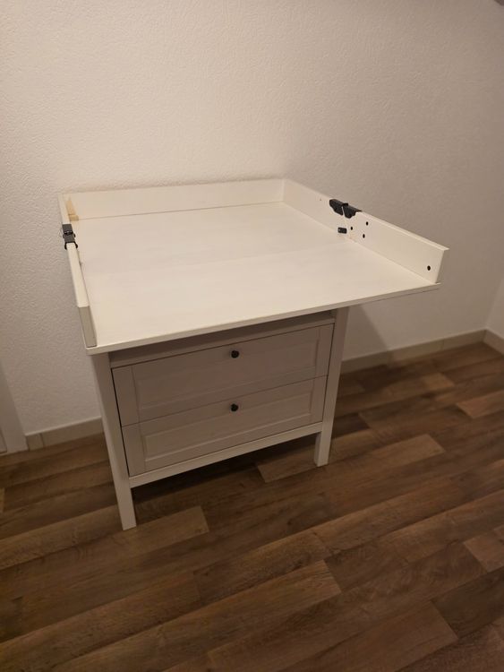 Commode / table à langer (D'occasion) à Gland pour CHF 100 – retrait ...