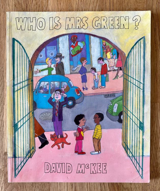 Kinderbuch englisch: WHO IS MRS GREEN? | Kaufen auf Ricardo