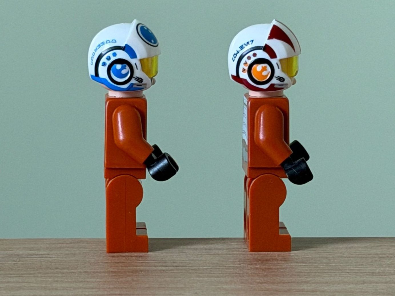 Lego Star Wars sw0705 und sw0659 Resistance Pilot X-Wing (Neu (gemäss ...