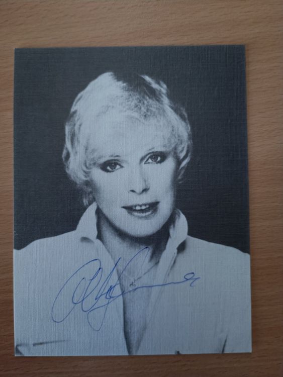Elke Sommer - handsigniert Autogrammkarte (Gebraucht) in Menziken für CHF 6.9 – mit Lieferung ...