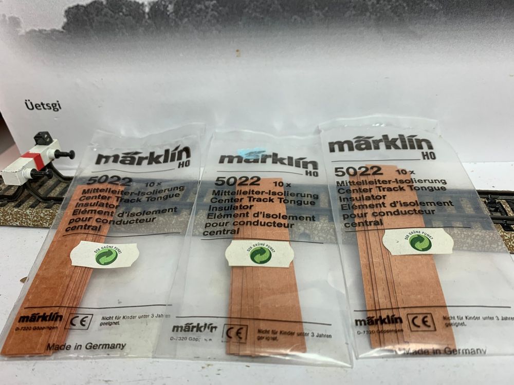 Märklin 5022 3 x Mittelleiter-Isolation für M-Gleis, in OVP (Neu und ...