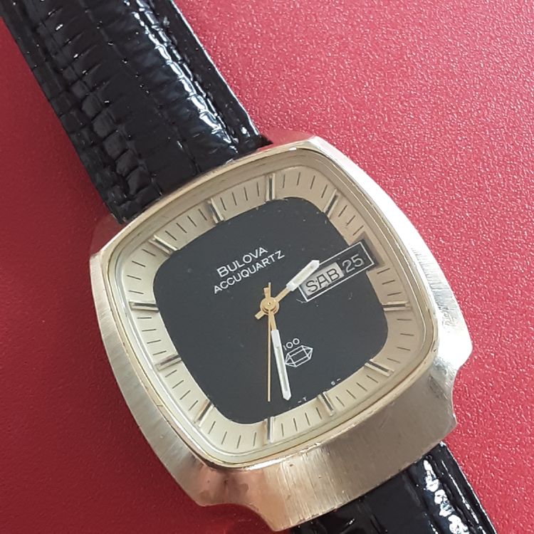 BULOVA ACCUQUARTZ 100 années 70 made USA 2242 mvt diapason (Gebraucht ...