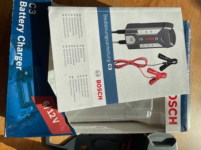 Batterieladegerät Bosch C3 | Kaufen auf Ricardo