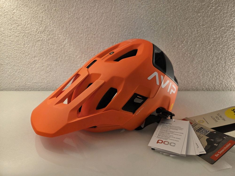POC Kortal Race MIPS Fluorescent Orange AVIP Velohelm Gr. M (Neu und ...