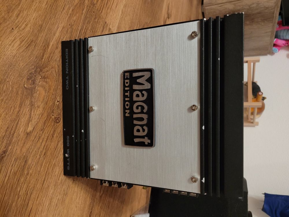 Magnat Verstärker mit Kabeln | Kaufen auf Ricardo