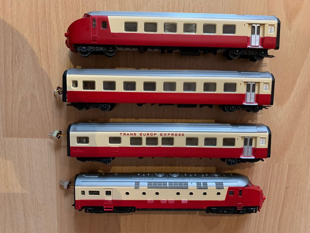 Märklin 3071 Dieseltriebzug RAm TEE SBB + Zwischenwagen 4071 (Gebraucht ...