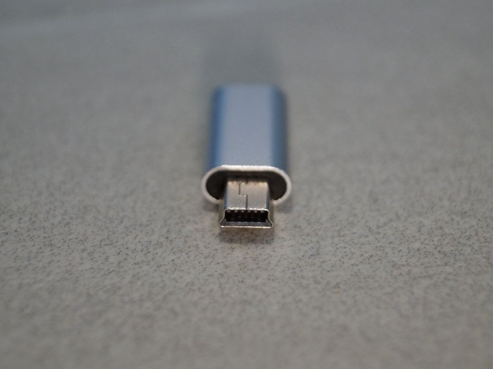 Adapter Mini USB 2.0 auf USB C in Aluhülle (Neu und originalverpackt ...