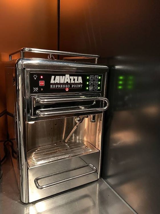 Kaffeemaschine Lavazza Espresso Point Matineè Inox (Gebraucht) in Kerns ...