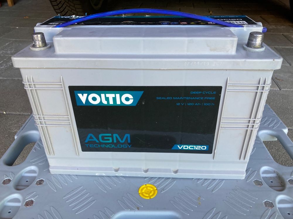 AGM Batterie Voltic Deep Cycle 120Ah - 12V (Gebraucht) in Konolfingen für CHF 92 – nur Abholung ...