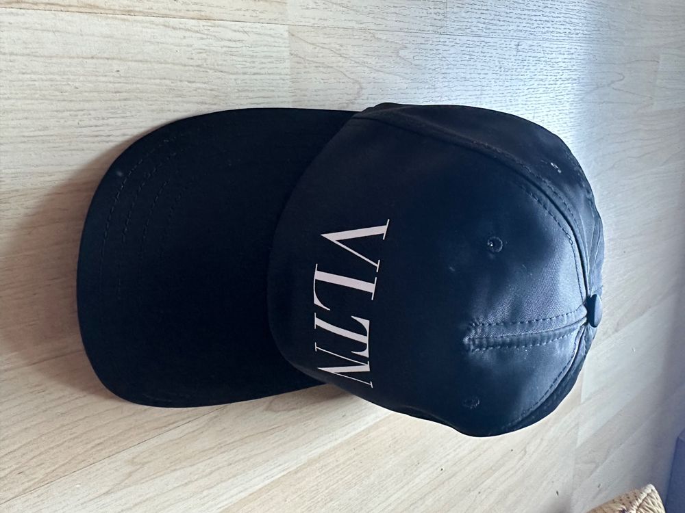 Valentino cap mütze (Neu (gemäss Beschreibung)) in Zermatt für CHF 90 ...