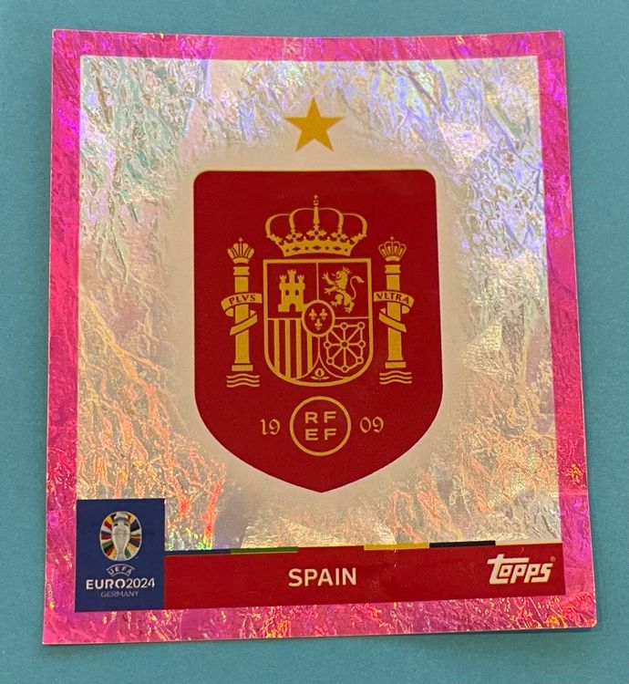 Topps Euro 2024 Sticker ESP 1 - Wappen Spanien in rosa | Kaufen auf Ricardo