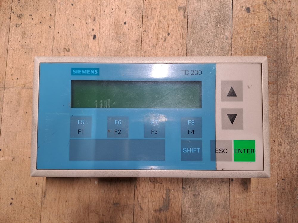 Siemens Textdisplay TD 200 / Display (Defekt) in Schneisingen für CHF 41 – nur Abholung auf ...