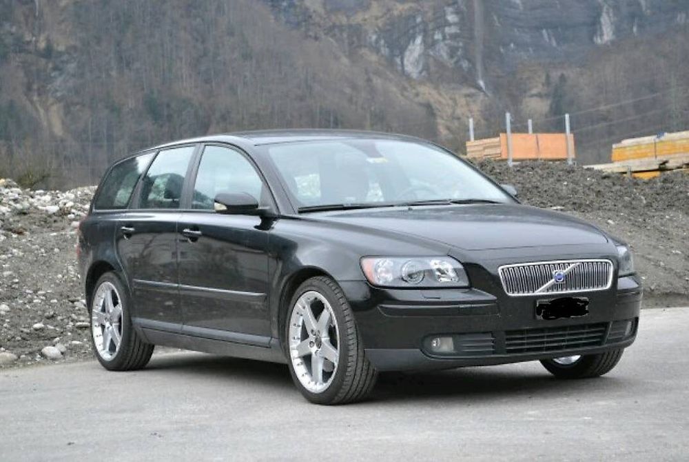 Volvo V50 2.0d (2004) mit Android Radio (Gebraucht) in Luzern für CHF ...