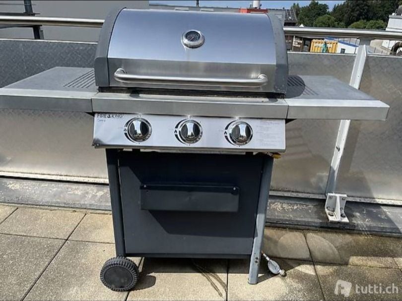 Toller, schöner Gasgrill Fire King Capri 3 Brenner (Gebraucht) in ...