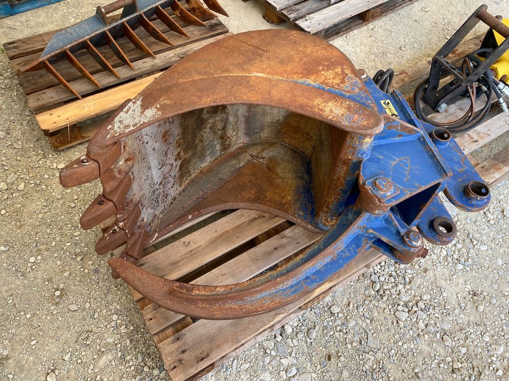 Greifer Löffel / Löffel mit Daumen / Steinzange zu Bagger (D'occasion ...