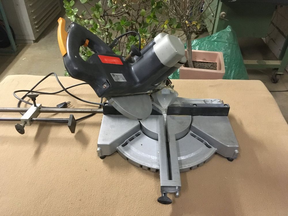 Kappsäge / Gehrungssäge ELU PS 174 | Kaufen auf Ricardo