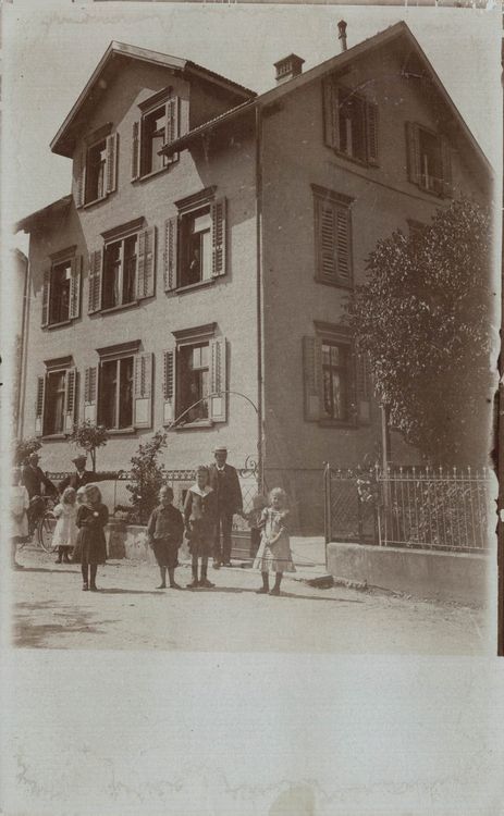 Salmsach TG. Wohnhaus, Vater mit Kindern (Gebraucht) in Bronschhofen für CHF 12 – mit Lieferung ...