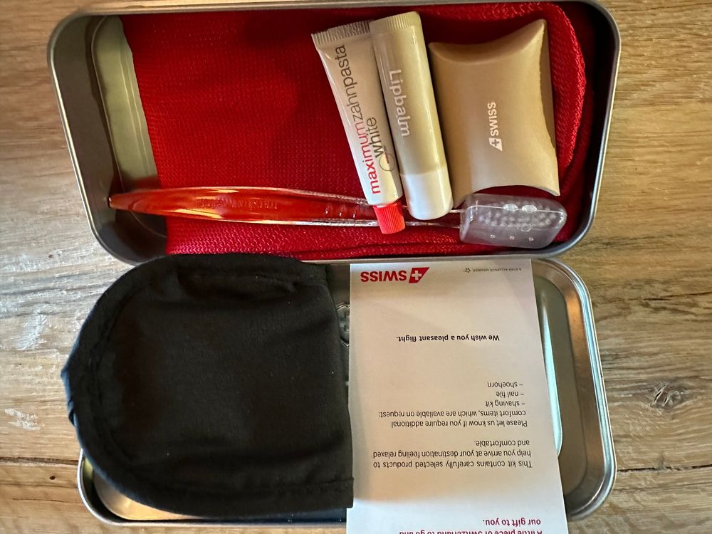 EDELWEISS Business Class Luxus Amenity Kit (Neu und originalverpackt ...