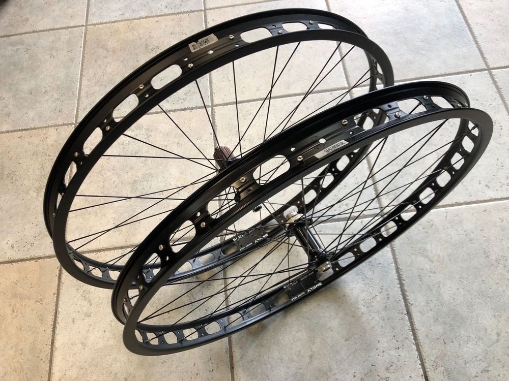 Surly Rabbit Hole 29” Radsatz (Neu (gemäss Beschreibung)) in St. Moritz ...
