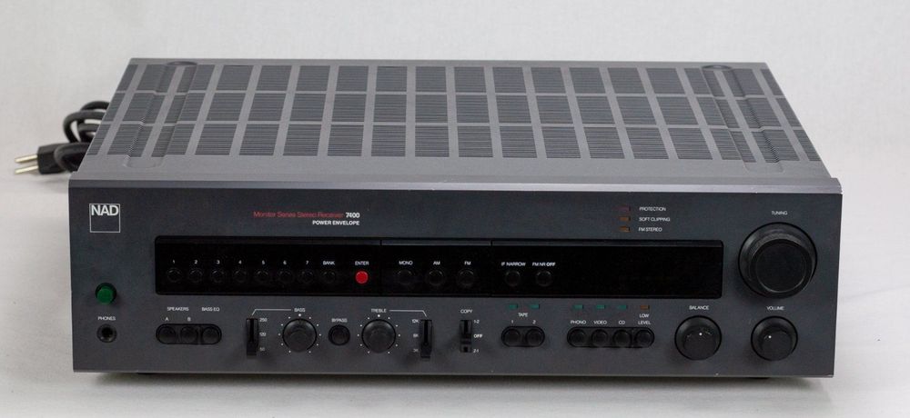 NAD 7400 AM/FM Stereo Receiver (1988-89) (Gebraucht) in Zürich für CHF ...