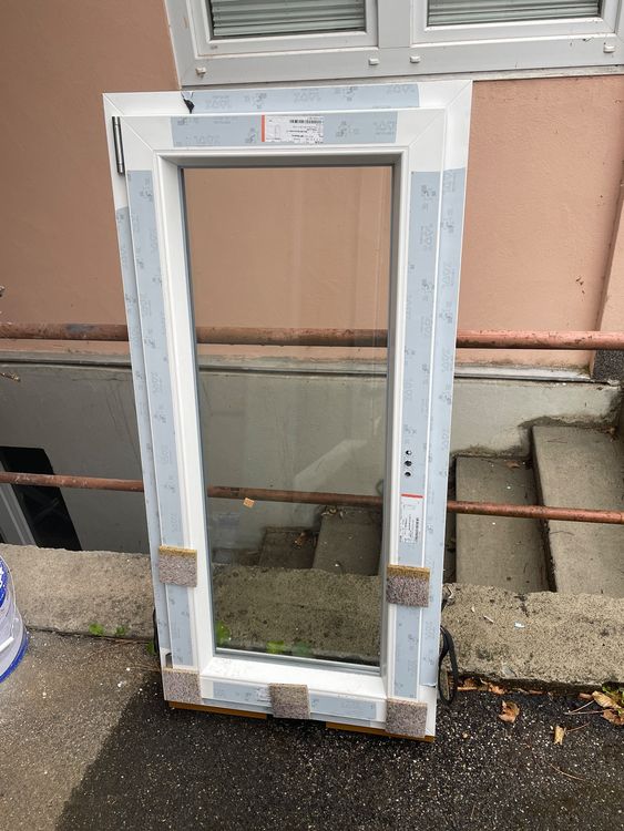 Fenster (3 Stk), B 600mm x 1250mm (Neu und originalverpackt) in Lommiswil für CHF 190 – nur ...