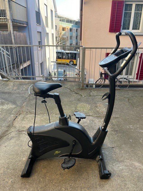 Crane Fahrrad-Heimtrainer Ergometer Velo Fitness (Gebraucht) in Bülach ...