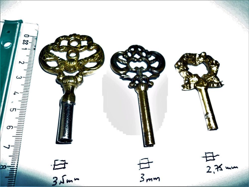 Alte Antike Uhrenschlüssel Messing (Gebraucht) in Niederglatt ZH für ...