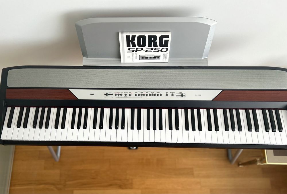 Keyboard stage piano - KORG SP-250 | Kaufen auf Ricardo