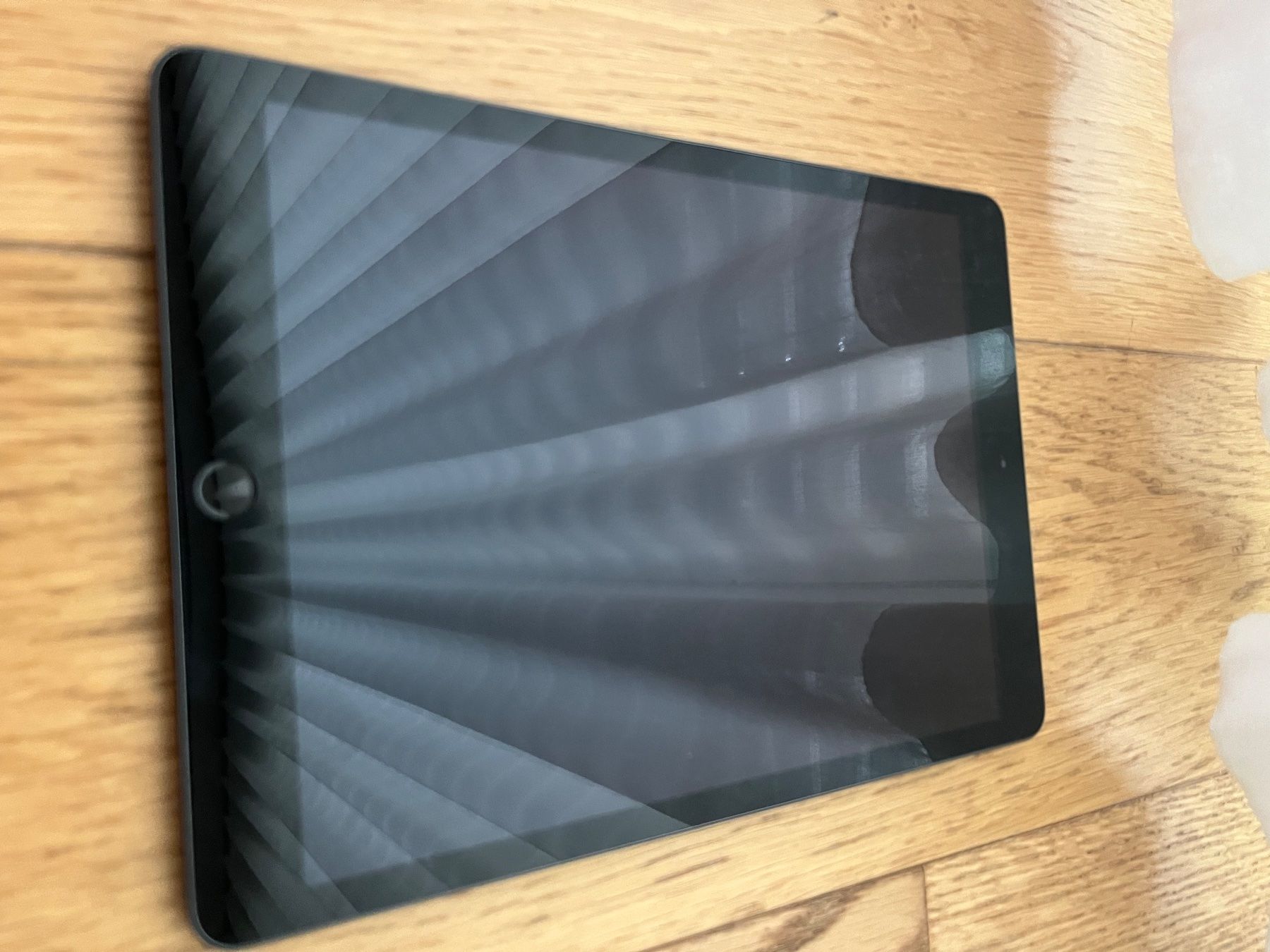 Ipad 8.Generation(2020) Space grey 128GB WiFi (Gebraucht) in ...