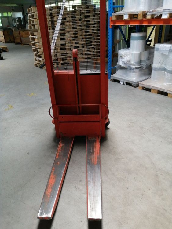 Elektro Hand Gabelstapler (Gebraucht) in Flawil für CHF 350 – mit ...