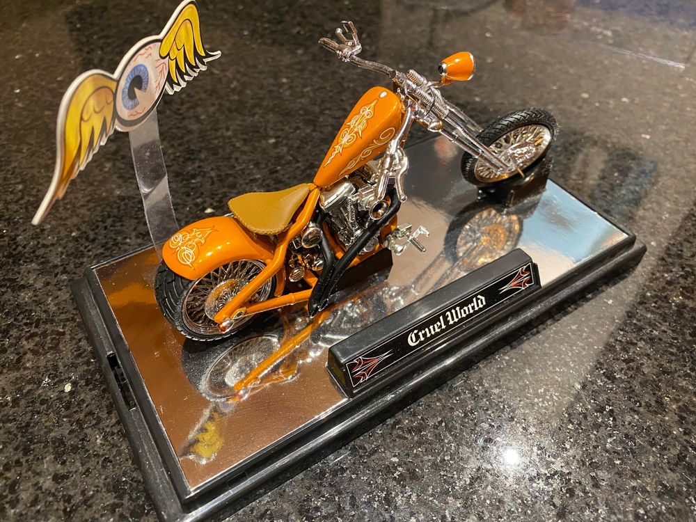 Jada Toys Von Dutch Cruel World Chopper 1:18 (Gebraucht) in Bauma für ...