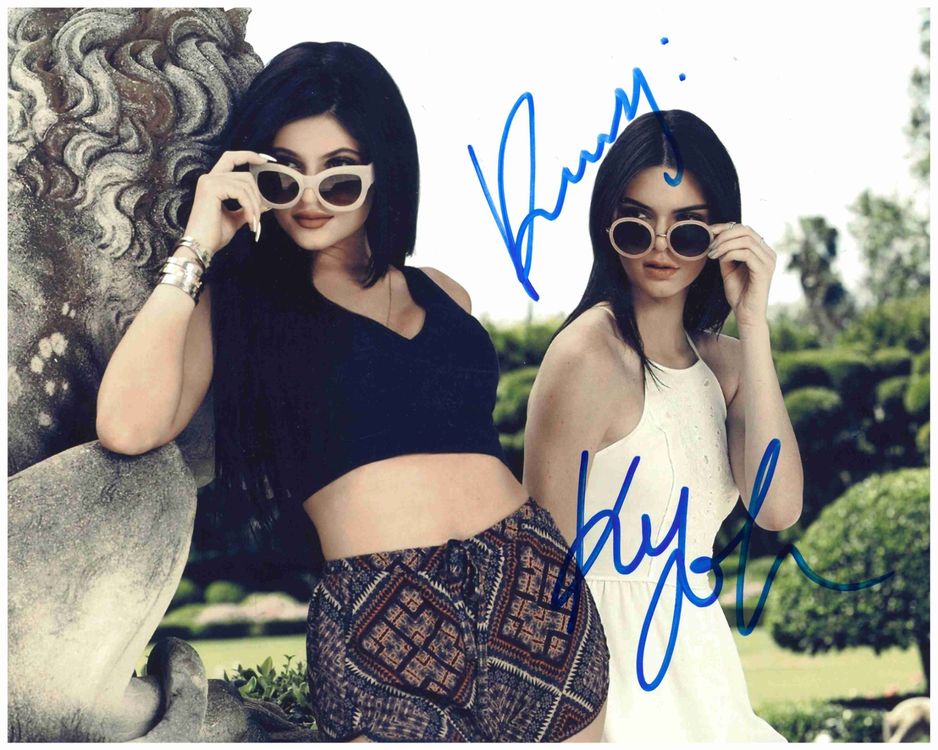 KENDALL & KYLIE JENNER - signiertes Grossfoto (20x25cm) COA (Gebraucht ...