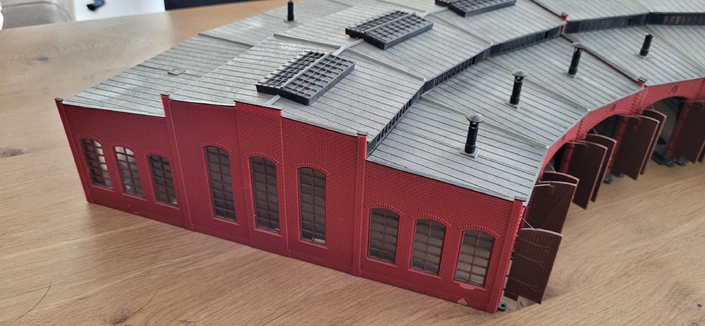 Märklin 7288 Ringlokschuppen 6- ständig H0 (Gebraucht) in Huttwil für CHF 79 – mit Lieferung auf ...