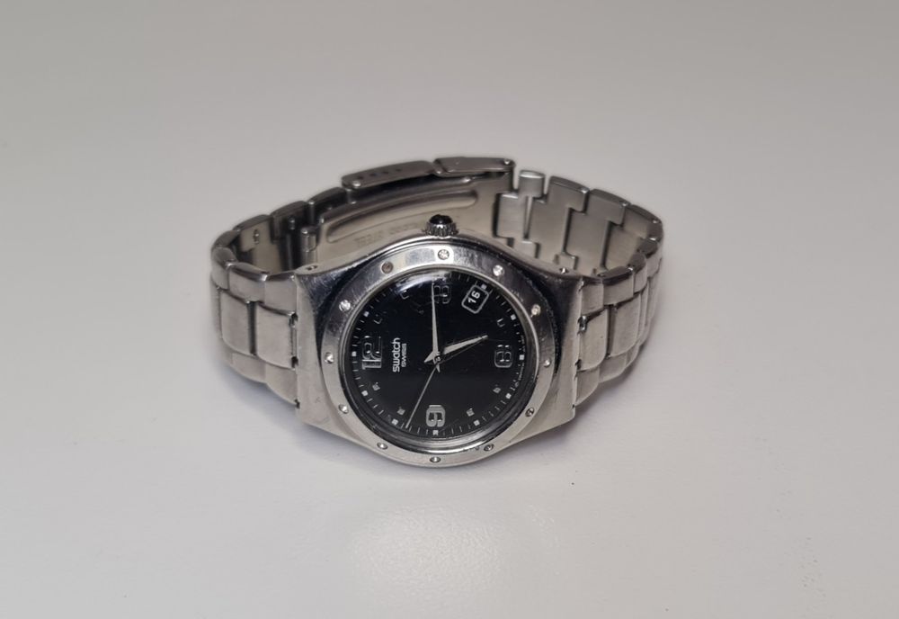 SWATCH ⌚Irony HER TENDER BLACK - YLS433G #394⌚ (Gebraucht) in ...
