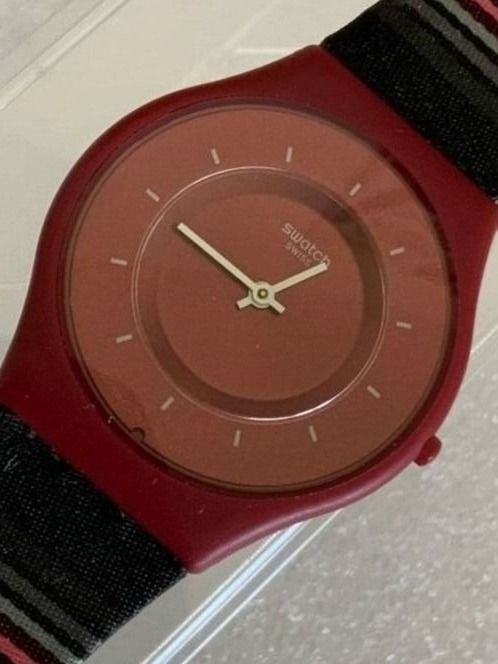 SKIN Swatch CROSS THE LINE Speziell ★★ ungetragen (Neu und originalverpackt) in Wettswil für CHF ...