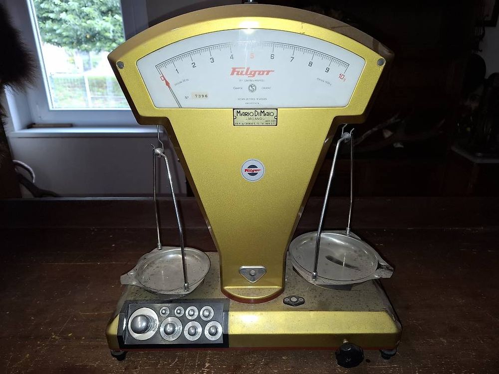 Goldene Retro Waage Fulgor, Vintage 50er Jahre (Gebraucht) in Gudo für CHF 50 – nur Abholung auf ...