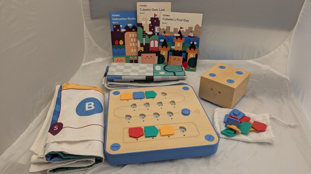 PRIMO Primotoys Cubetto Spielset Startet Kit + 2 Weltkarten (Gebraucht ...