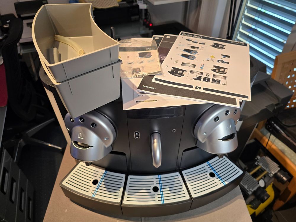 NESPRESSO GEMINI CS200 CS203 Typ 903 neue Schalen Topzustand (Gebraucht ...