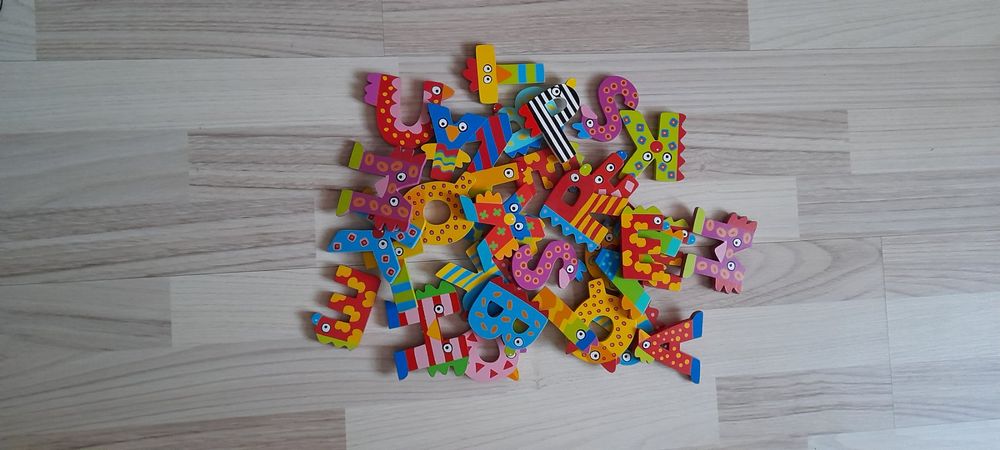32 Tatiri Holzbuchstaben (Gebraucht) in Wittenbach für CHF 20 – mit ...