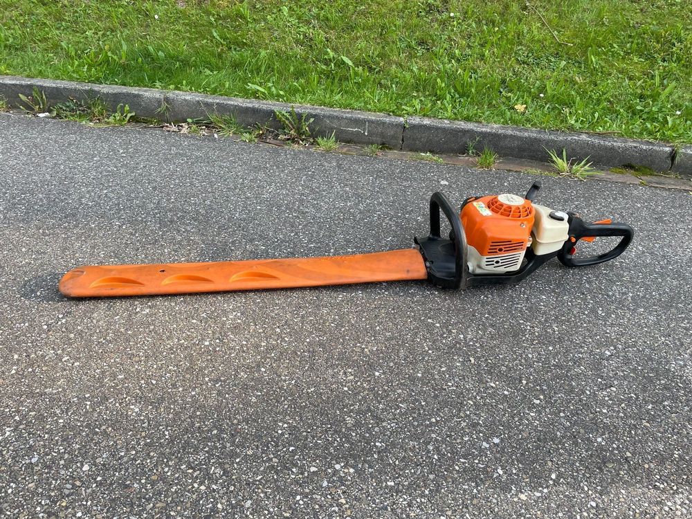 Heckenschere Stihl HS81 (Gebraucht) in Dietikon für CHF 549 – mit Lieferung auf Ricardo kaufen