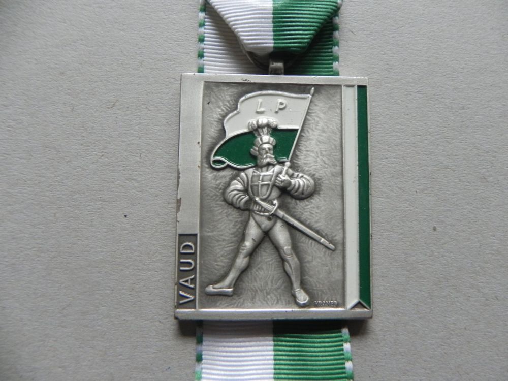 Medaille Kanton Waadt VD Fahne Fahnenträger ca. 1980 Miliär (Gebraucht ...