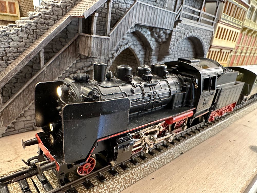 Märklin 3003 DB BR 24 Personenzug (Gebraucht) in Lupsingen für CHF 39 – mit Lieferung auf ...