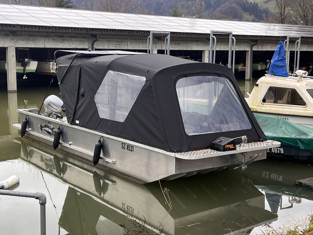 Zelt mit Solar für Boot (Gebraucht) in Steinen für CHF 2500 – nur ...