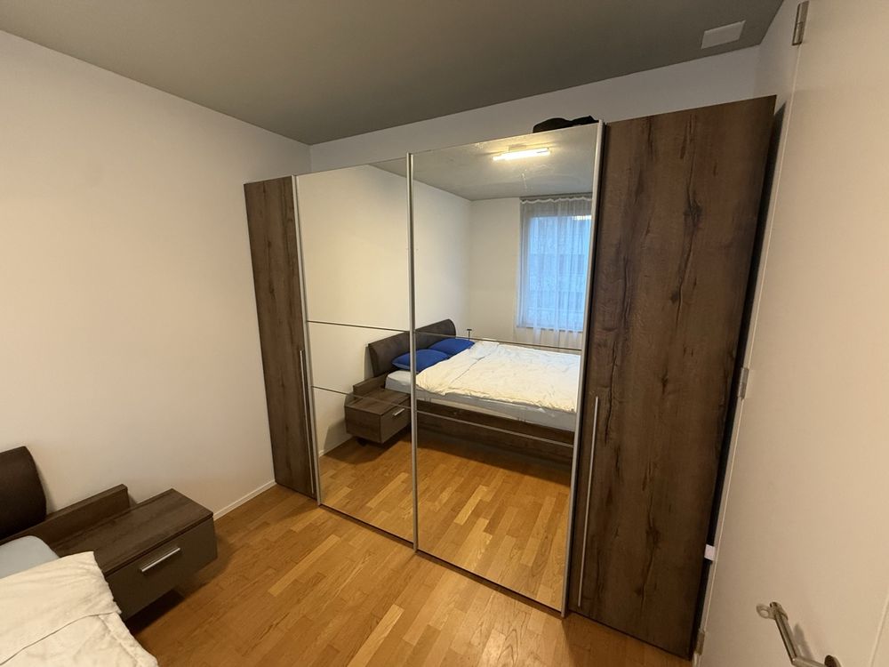Schrank mit Schwebtüren und regulären Türen (Gebraucht) in Winterthur ...