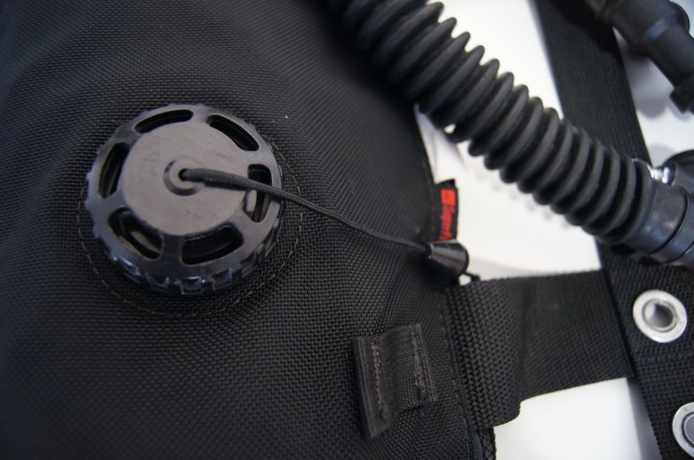 Dive Rite CCR XT Dual Bladder Wing für Doppeltanks (Gebraucht) in Zug ...