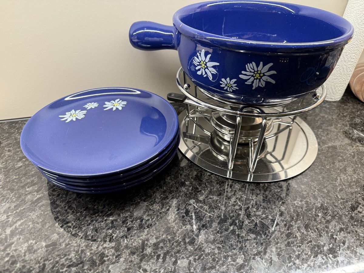 Edelweiss Fondueset (Gebraucht) in Goldingen für CHF 10 – mit Lieferung ...