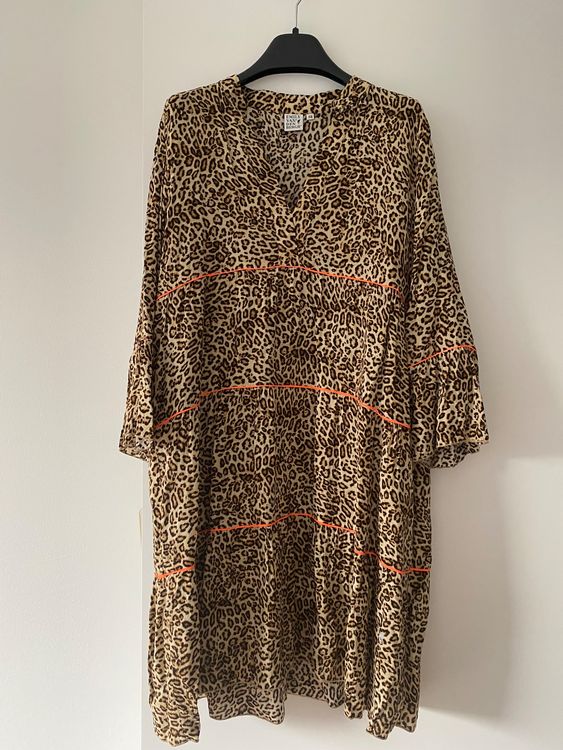 Wunderschne Emily Van Den Bergh Leo Kleid Ebenbild